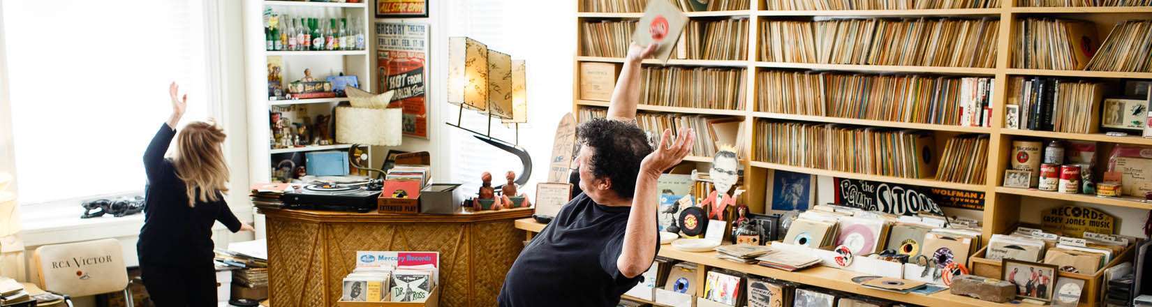 Dust & Grooves - Adventures in Record Collecting